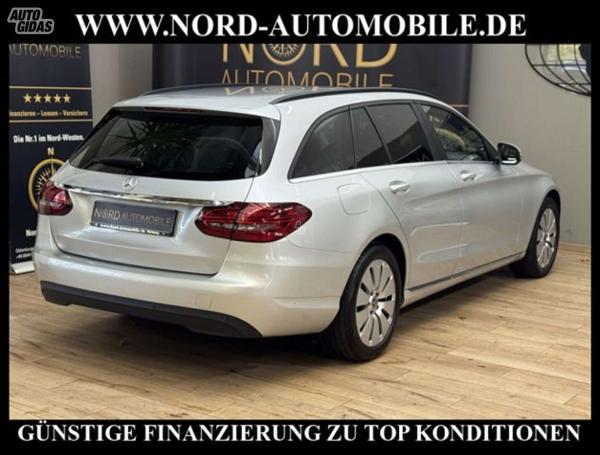 Pelēks Mercedes-Benz C 200 2021 Kauņa, ar dzinēja tilpumu 1.60 L un nobraukumu 98 tūkst. km par 23783 €, foto 9 vietnē AUTOMOTO.COM.LV