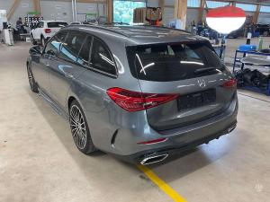 Pelēks Mercedes-Benz C 200 2022 Viļņa, ar dzinēja tilpumu 1.50 L un nobraukumu 82 tūkst. km par 30675 €, foto 3 vietnē AUTOMOTO.COM.LV