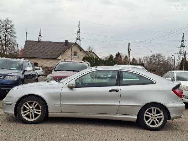 Mercedes-Benz C 200 2004 Šilutė, ar dzinēja tilpumu 2.00 L un nobraukumu 149 tūkst. km par 1499 €, foto 2 vietnē AUTOMOTO.COM.LV