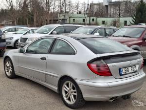 Mercedes-Benz C 200 2004 in Silute, with an engine capacity of 2.00 L and mileage of 149 thousand km for 1499 €, photo 4 on AUTOMOTO.COM.LV