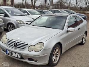 Mercedes-Benz C 200 2004 in Silute, with an engine capacity of 2.00 L and mileage of 149 thousand km for 1499 €, photo 5 on AUTOMOTO.COM.LV
