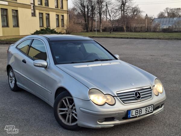 Mercedes-Benz C 200 2004 in Silute, with an engine capacity of 2.00 L and mileage of 149 thousand km for 1499 €, photo 1 on AUTOMOTO.COM.LV