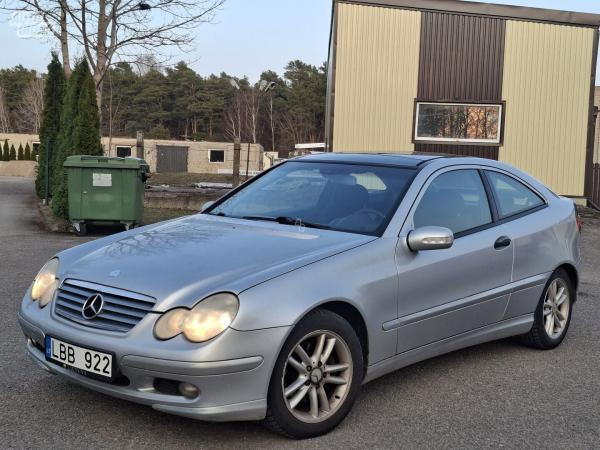 Mercedes-Benz C 200 2004 in Silute, with an engine capacity of 2.00 L and mileage of 149 thousand km for 1499 €, photo 2 on AUTOMOTO.COM.LV