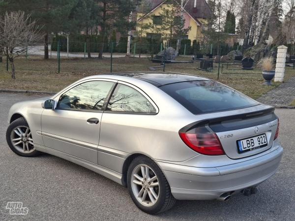 Mercedes-Benz C 200 2004 in Silute, with an engine capacity of 2.00 L and mileage of 149 thousand km for 1499 €, photo 5 on AUTOMOTO.COM.LV