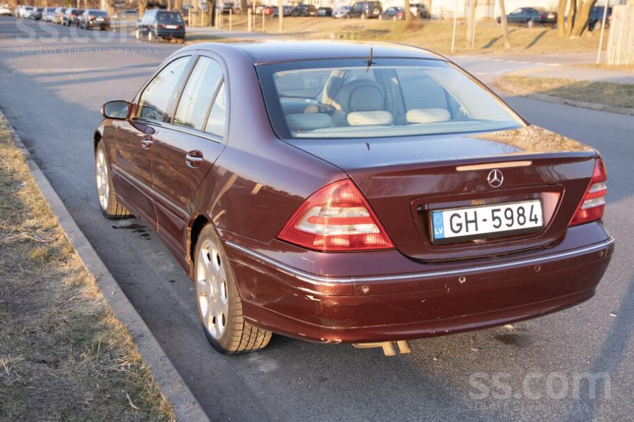 Sarkans Mercedes-Benz C 200 2005 Rīga, ar dzinēja tilpumu 1.80 L un nobraukumu 162 tūkst. km par 2390 €, foto 13 vietnē AUTOMOTO.COM.LV