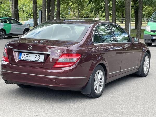 Red Mercedes-Benz C 200 2009 in Riga, with an engine capacity of 2.20 L and mileage of 0 thousand km for 4200 €, photo 7 on AUTOMOTO.COM.LV