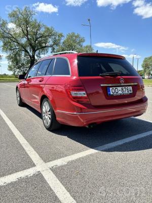 Red Mercedes-Benz C 200 2013 in Riga, with an engine capacity of 2.20 L and mileage of 249 thousand km for 6110 €, photo 6 on AUTOMOTO.COM.LV