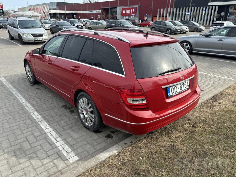 Sarkans Mercedes-Benz C 200 2013 Rīga, ar dzinēja tilpumu 2.20 L un nobraukumu 255 tūkst. km par 6200 €, foto 5 vietnē AUTOMOTO.COM.LV