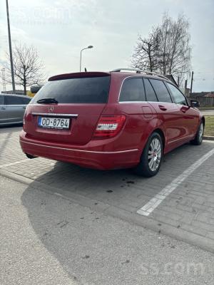 Sarkans Mercedes-Benz C 200 2013 Rīga, ar dzinēja tilpumu 2.20 L un nobraukumu 255 tūkst. km par 6200 €, foto 6 vietnē AUTOMOTO.COM.LV