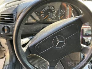 Mercedes-Benz C 200 1996 in Riga, with an engine capacity of 2.00 L and mileage of 245 thousand km for 1950 €, photo 7 on AUTOMOTO.COM.LV