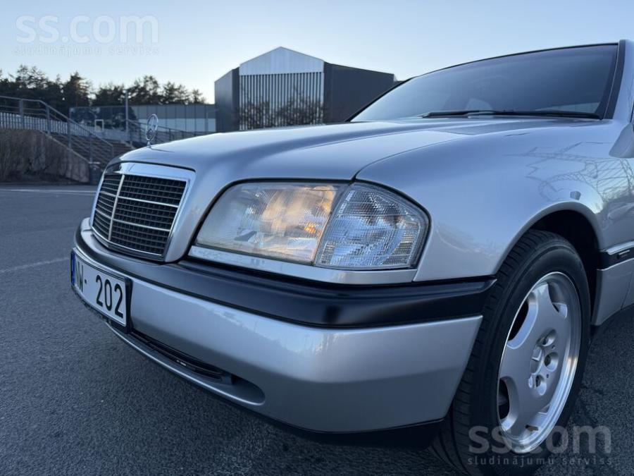 Mercedes-Benz C 200 1996 Rīga, ar dzinēja tilpumu 2.00 L un nobraukumu 165 tūkst. km par 7800 €, foto 7 vietnē AUTOMOTO.COM.LV