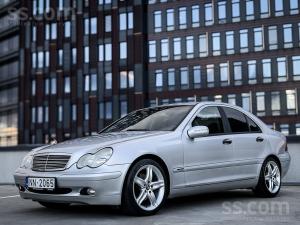 Mercedes-Benz C 200 2003 Rīga, ar dzinēja tilpumu 2.20 L un nobraukumu 291 tūkst. km par 2250 €, foto 2 vietnē AUTOMOTO.COM.LV