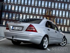 Mercedes-Benz C 200 2003 Rīga, ar dzinēja tilpumu 2.20 L un nobraukumu 291 tūkst. km par 2250 €, foto 6 vietnē AUTOMOTO.COM.LV
