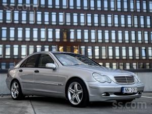 Mercedes-Benz C 200 2003 Rīga, ar dzinēja tilpumu 2.20 L un nobraukumu 291 tūkst. km par 2250 €, foto 7 vietnē AUTOMOTO.COM.LV