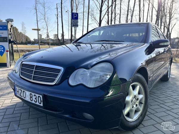 Mercedes-Benz C 200 2003 Kauņa, ar dzinēja tilpumu 2.10 L un nobraukumu 300 tūkst. km par 1299 €, foto 6 vietnē AUTOMOTO.COM.LV