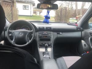 Мерседес Ц 200 2003 в Пярну, объемом двигателя 2.00 л и пробегом 265 тыс. км за 2000 €, фото 15 на AUTOMOTO.COM.LV