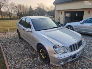 Mercedes-Benz C 200 2004 Marijampole, ar dzinēja tilpumu 2.20 L un nobraukumu 1 tūkst. km par 700 €, foto 3 vietnē AUTOMOTO.COM.LV