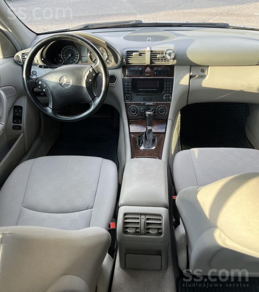 Mercedes-Benz C 200 2004 Rīga, ar dzinēja tilpumu 2.20 L un nobraukumu 296 tūkst. km par 1699 €, foto 7 vietnē AUTOMOTO.COM.LV