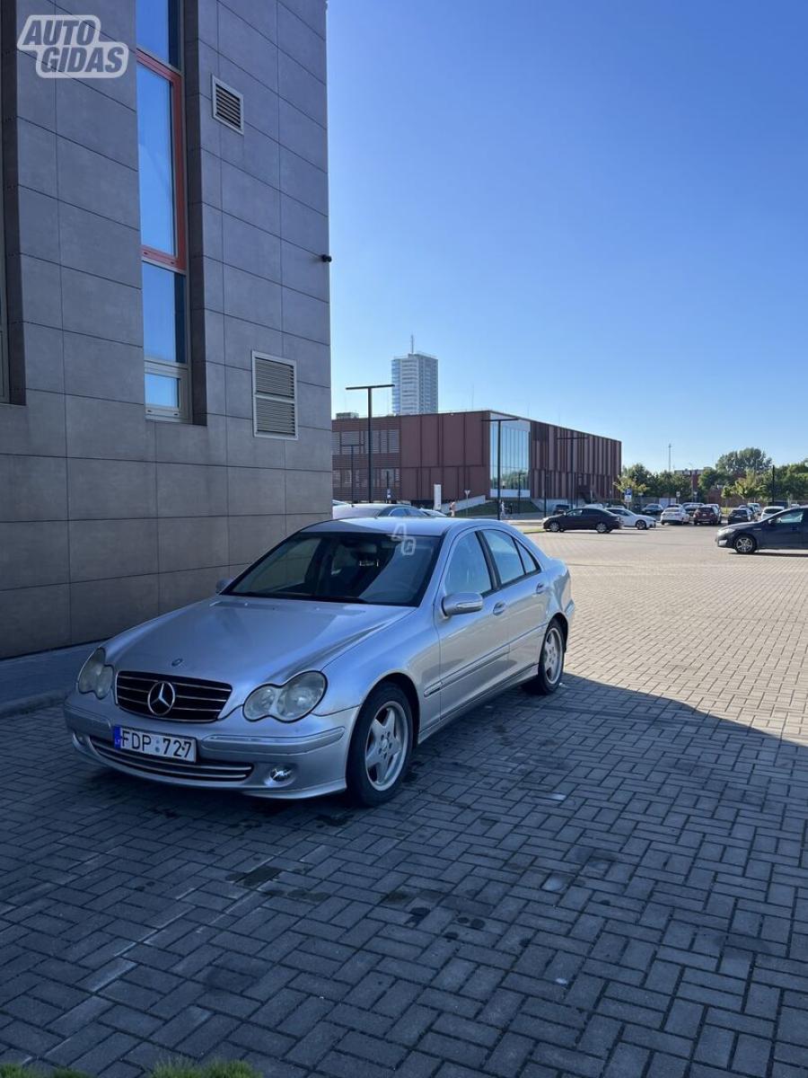 Mercedes-Benz C 200 2005 Klaipėda, ar dzinēja tilpumu 2.10 L un nobraukumu 510 tūkst. km par 1250 €, foto 1 vietnē AUTOMOTO.COM.LV