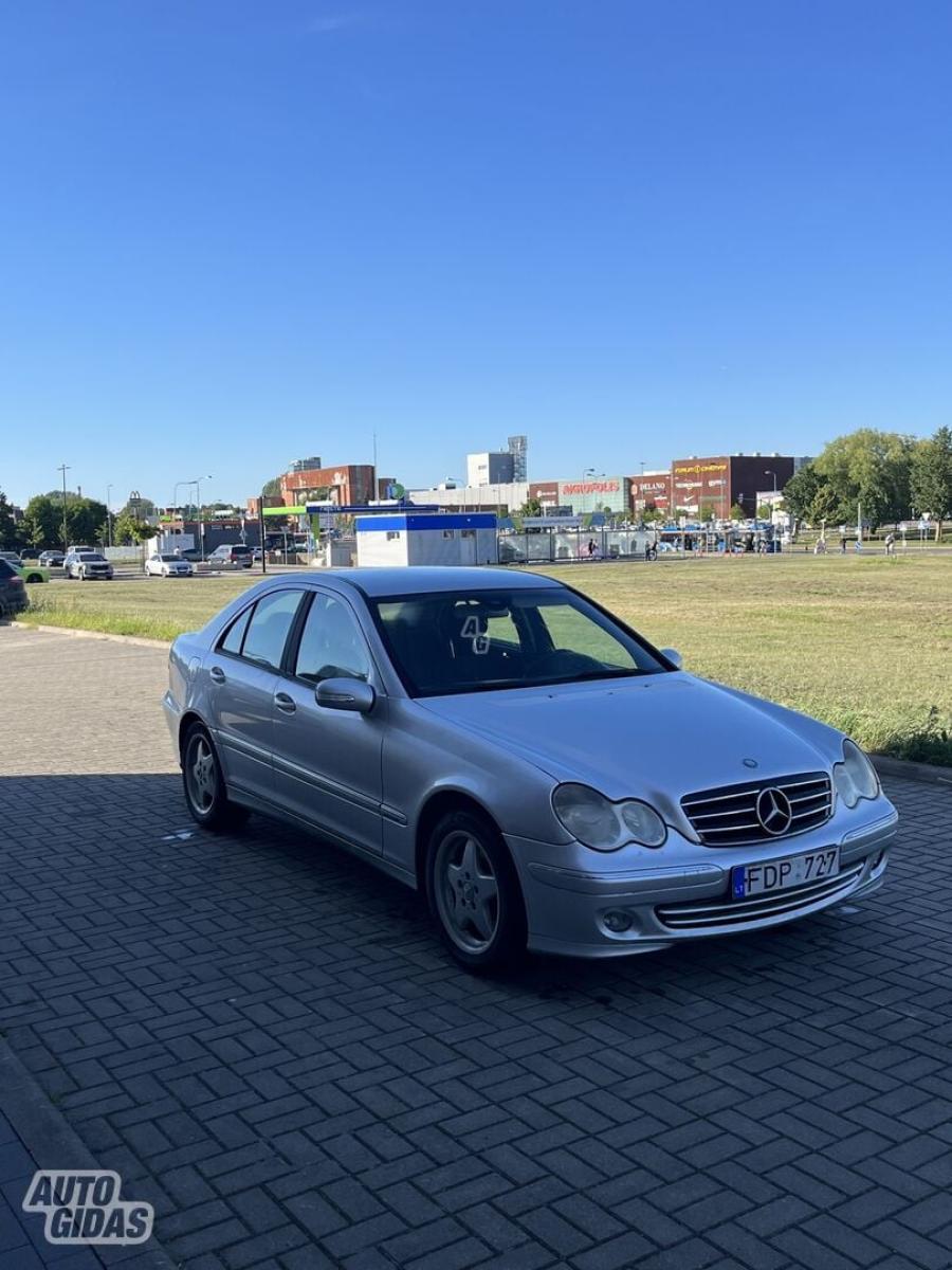 Mercedes-Benz C 200 2005 Klaipėda, ar dzinēja tilpumu 2.10 L un nobraukumu 510 tūkst. km par 1250 €, foto 6 vietnē AUTOMOTO.COM.LV