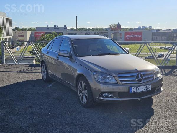 Мерседес Ц 200 2007 в Рига, объемом двигателя 1.80 л и пробегом 200 тыс. км за 5900 €, фото 2 на AUTOMOTO.COM.LV