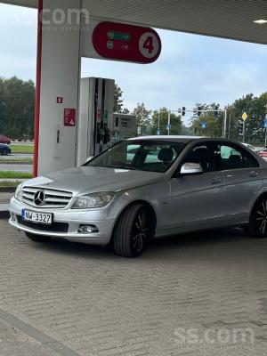 Mercedes-Benz C 200 2008 in Jelgava, with an engine capacity of 1.80 L and mileage of 268 thousand km for 1690 €, photo  on AUTOMOTO.COM.LV