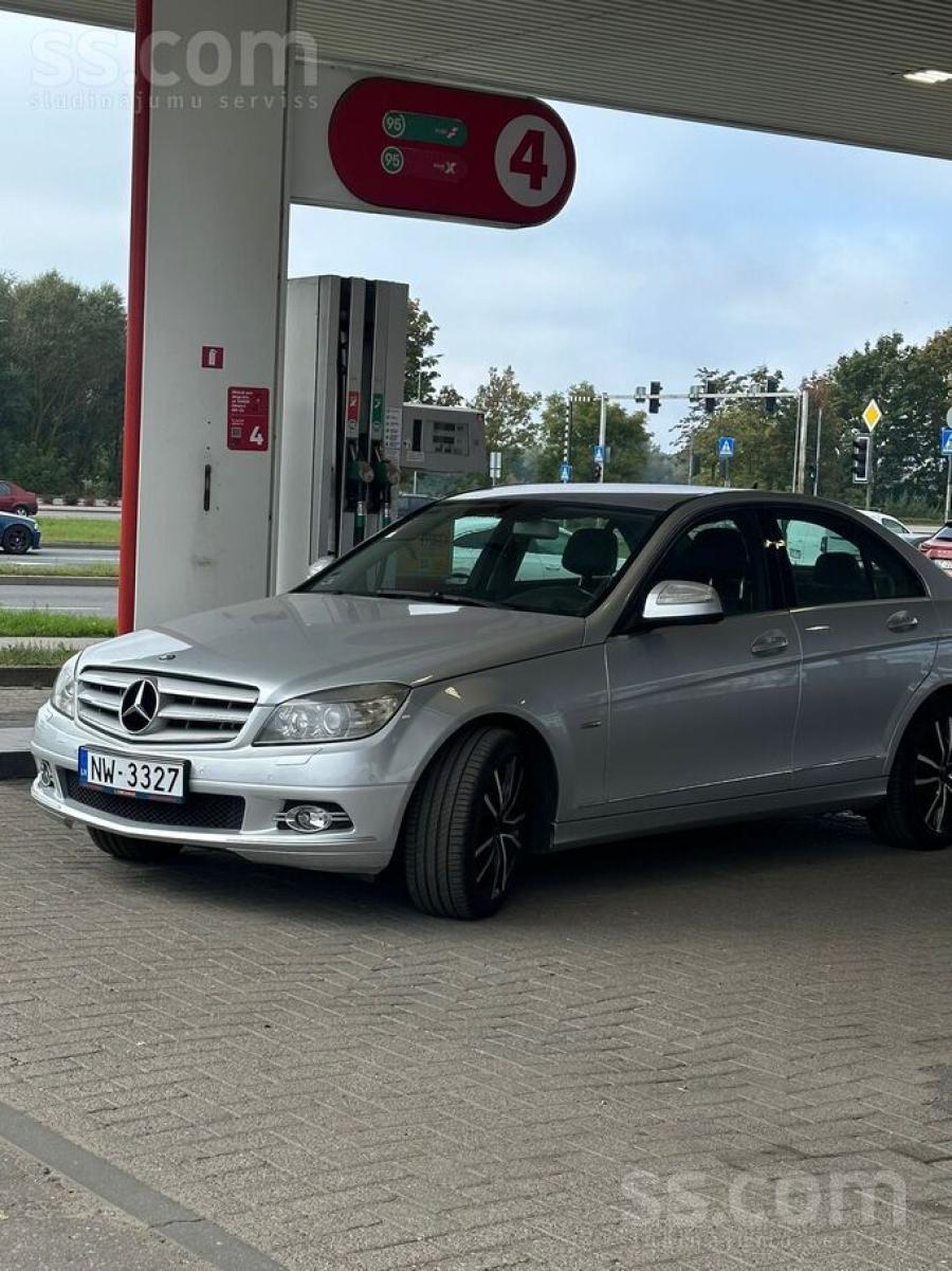 Mercedes-Benz C 200 2008 in Jelgava, with an engine capacity of 1.80 L and mileage of 268 thousand km for 1690 €, photo 1 on AUTOMOTO.COM.LV