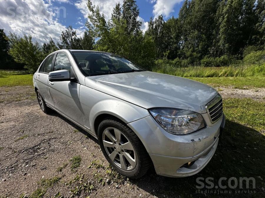Mercedes-Benz C 200 2008 Daugavpils, ar dzinēja tilpumu 2.10 L un nobraukumu 171 tūkst. km par 3350 €, foto 4 vietnē AUTOMOTO.COM.LV
