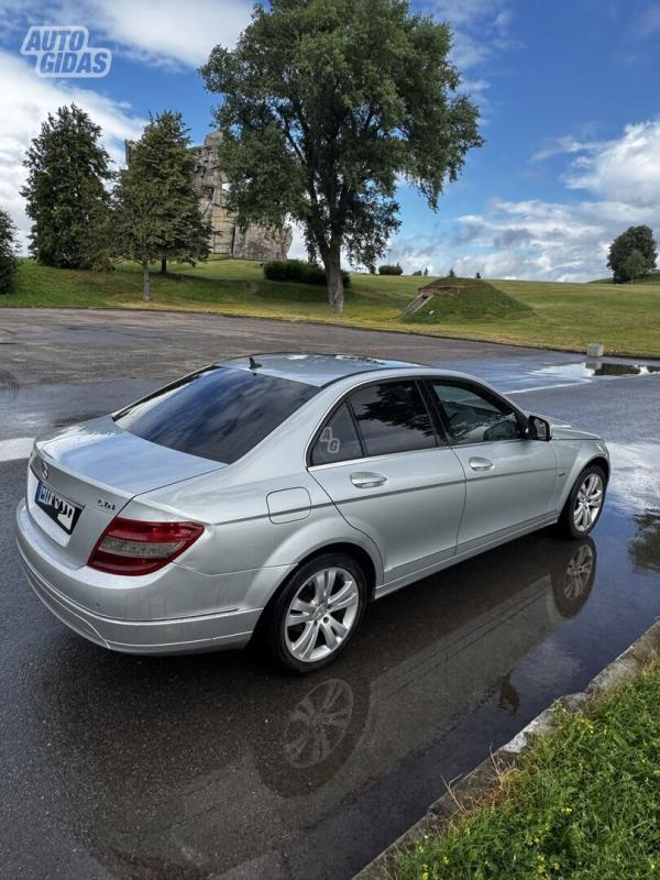 Mercedes-Benz C 200 2008 in Kaunas, with an engine capacity of 2.20 L and mileage of 254 thousand km for 3450 €, photo 5 on AUTOMOTO.COM.LV