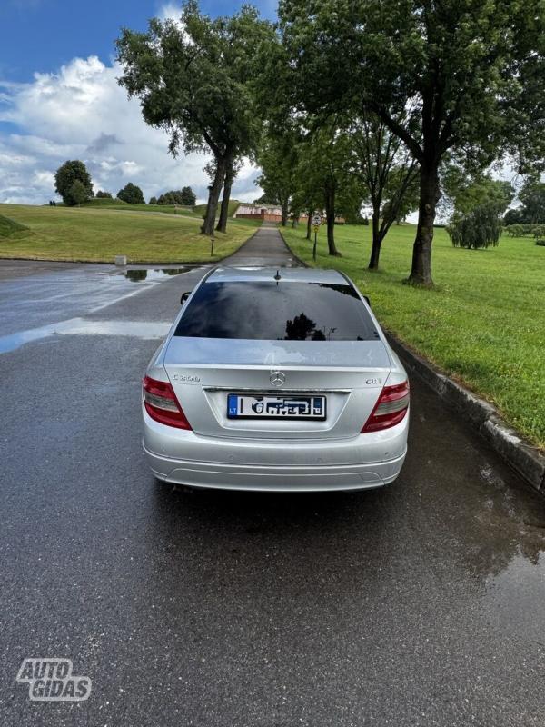 Mercedes-Benz C 200 2008 in Kaunas, with an engine capacity of 2.20 L and mileage of 254 thousand km for 3450 €, photo 6 on AUTOMOTO.COM.LV