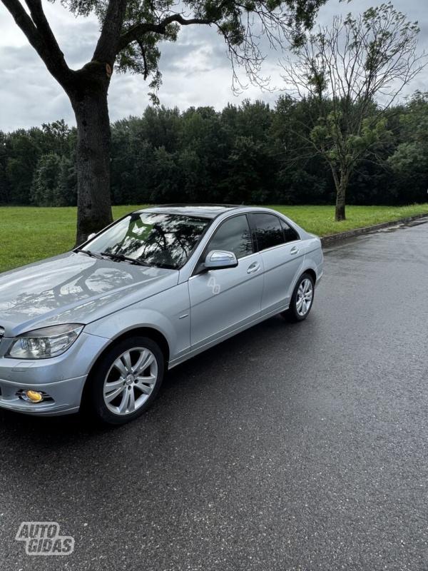 Mercedes-Benz C 200 2008 in Kaunas, with an engine capacity of 2.20 L and mileage of 254 thousand km for 3450 €, photo 8 on AUTOMOTO.COM.LV