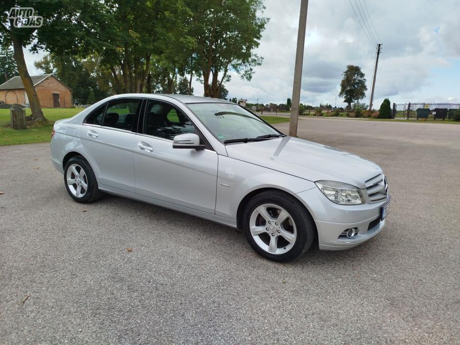 Mercedes-Benz C 200 2009 Vilkaviškis, ar dzinēja tilpumu 2.00 L un nobraukumu 287 tūkst. km par 4000 €, foto 4 vietnē AUTOMOTO.COM.LV
