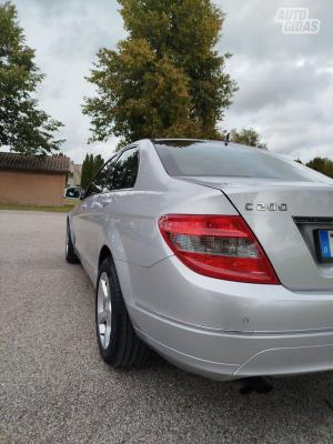 Mercedes-Benz C 200 2009 Vilkaviškis, ar dzinēja tilpumu 2.00 L un nobraukumu 287 tūkst. km par 4000 €, foto 11 vietnē AUTOMOTO.COM.LV