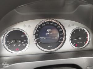 Mercedes-Benz C 200 2009 Vilkaviškis, ar dzinēja tilpumu 2.00 L un nobraukumu 287 tūkst. km par 4000 €, foto 15 vietnē AUTOMOTO.COM.LV