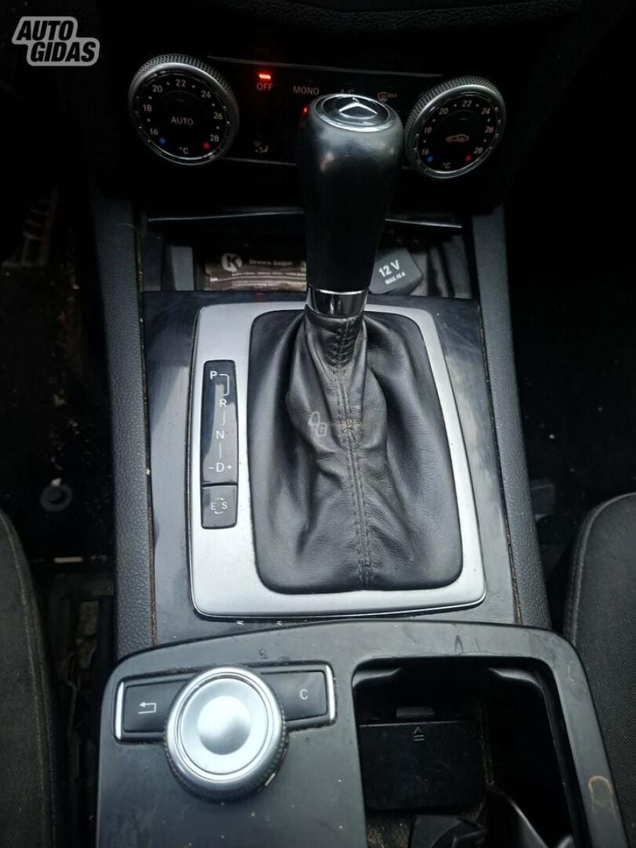 Mercedes-Benz C 200 2010 Marijampole, ar dzinēja tilpumu 2.10 L un nobraukumu 420 tūkst. km par 1450 €, foto 10 vietnē AUTOMOTO.COM.LV