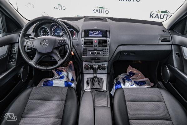 Mercedes-Benz C 200 2011 in Kaunas, with an engine capacity of 2.00 L and mileage of 276 thousand km for 6490 €, photo 8 on AUTOMOTO.COM.LV