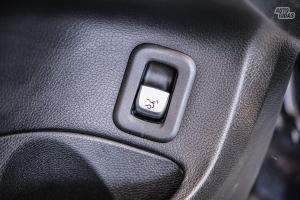 Mercedes-Benz C 200 2014 Kauņa, ar dzinēja tilpumu 2.10 L un nobraukumu 319 tūkst. km par 12890 €, foto 16 vietnē AUTOMOTO.COM.LV