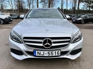 Mercedes-Benz C 200 2015 Rīga, ar dzinēja tilpumu 1.60 L un nobraukumu 0 tūkst. km par 3700 €, foto 3 vietnē AUTOMOTO.COM.LV