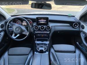 Mercedes-Benz C 200 2015 Rīga, ar dzinēja tilpumu 1.60 L un nobraukumu 230 tūkst. km par 11650 €, foto 16 vietnē AUTOMOTO.COM.LV