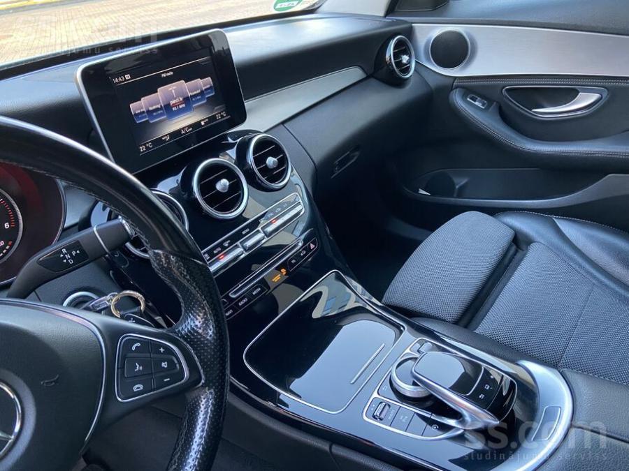 Mercedes-Benz C 200 2015 Rīga, ar dzinēja tilpumu 1.60 L un nobraukumu 230 tūkst. km par 11650 €, foto 17 vietnē AUTOMOTO.COM.LV