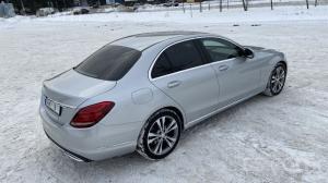 Mercedes-Benz C 200 2015 Rīga, ar dzinēja tilpumu 1.60 L un nobraukumu 230 tūkst. km par 11650 €, foto 36 vietnē AUTOMOTO.COM.LV