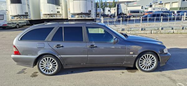 Mercedes-Benz C 200 1998 in Klaipeda, with an engine capacity of 2.20 L and mileage of 255 thousand km for 2200 €, photo 6 on AUTOMOTO.COM.LV