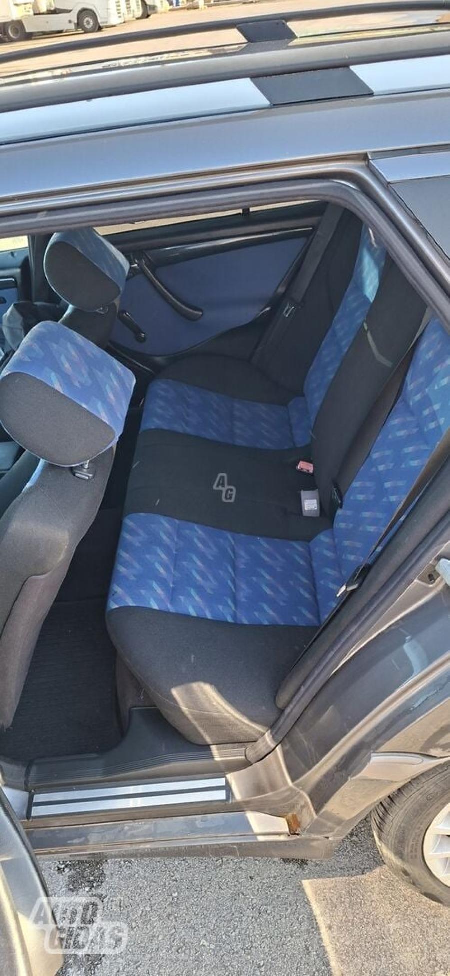 Mercedes-Benz C 200 1998 Klaipėda, ar dzinēja tilpumu 2.20 L un nobraukumu 255 tūkst. km par 2200 €, foto 12 vietnē AUTOMOTO.COM.LV
