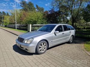 Mercedes-Benz C 200 2003 in Ventspils, with an engine capacity of 2.20 L and mileage of 0 thousand km for 1000 €, photo 2 on AUTOMOTO.COM.LV