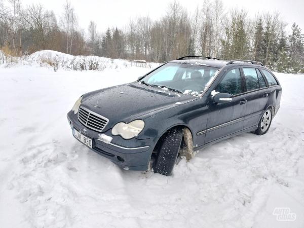 Mercedes-Benz C 200 2003 Kauņa, ar dzinēja tilpumu 1.80 L un nobraukumu 435 tūkst. km par 1000 €, foto 1 vietnē AUTOMOTO.COM.LV