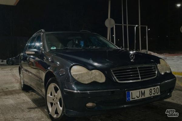 Mercedes-Benz C 200 2003 in Vilnius, with an engine capacity of 1.80 L and mileage of 435 thousand km for 1000 €, photo 1 on AUTOMOTO.COM.LV