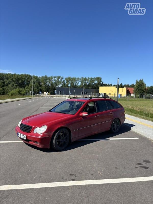 Mercedes-Benz C 200 2003 Klaipėda, ar dzinēja tilpumu 1.80 L un nobraukumu 350 tūkst. km par 1300 €, foto 2 vietnē AUTOMOTO.COM.LV