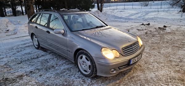 Mercedes-Benz C 200 2004 Tallina, ar dzinēja tilpumu 2.10 L un nobraukumu 396 tūkst. km par 2400 €, foto 5 vietnē AUTOMOTO.COM.LV