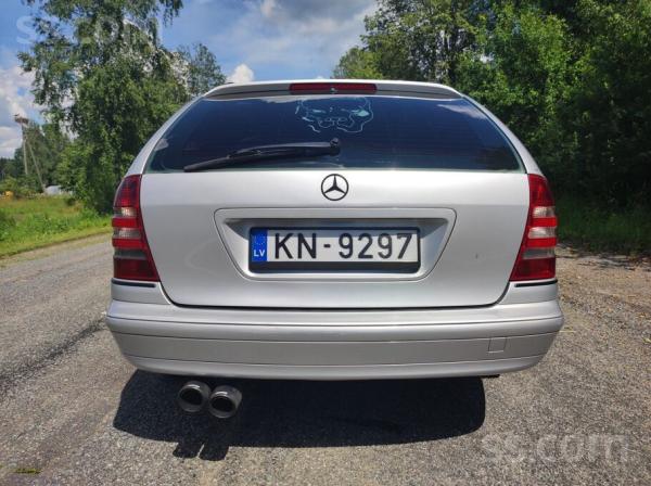 Mercedes-Benz C 200 2005 Rīga, ar dzinēja tilpumu 2.20 L un nobraukumu 319 tūkst. km par 1600 €, foto 5 vietnē AUTOMOTO.COM.LV