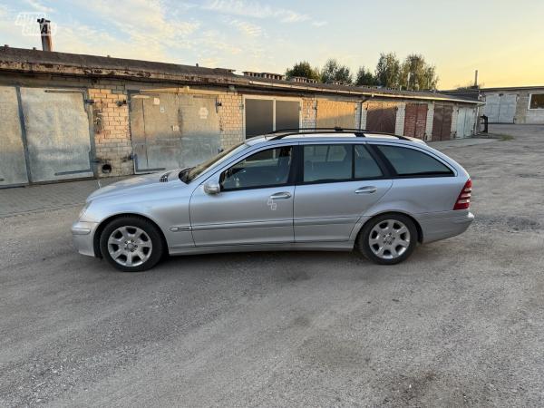 Mercedes-Benz C 200 2005 Marijampole, ar dzinēja tilpumu 2.10 L un nobraukumu 318 tūkst. km par 1200 €, foto 1 vietnē AUTOMOTO.COM.LV